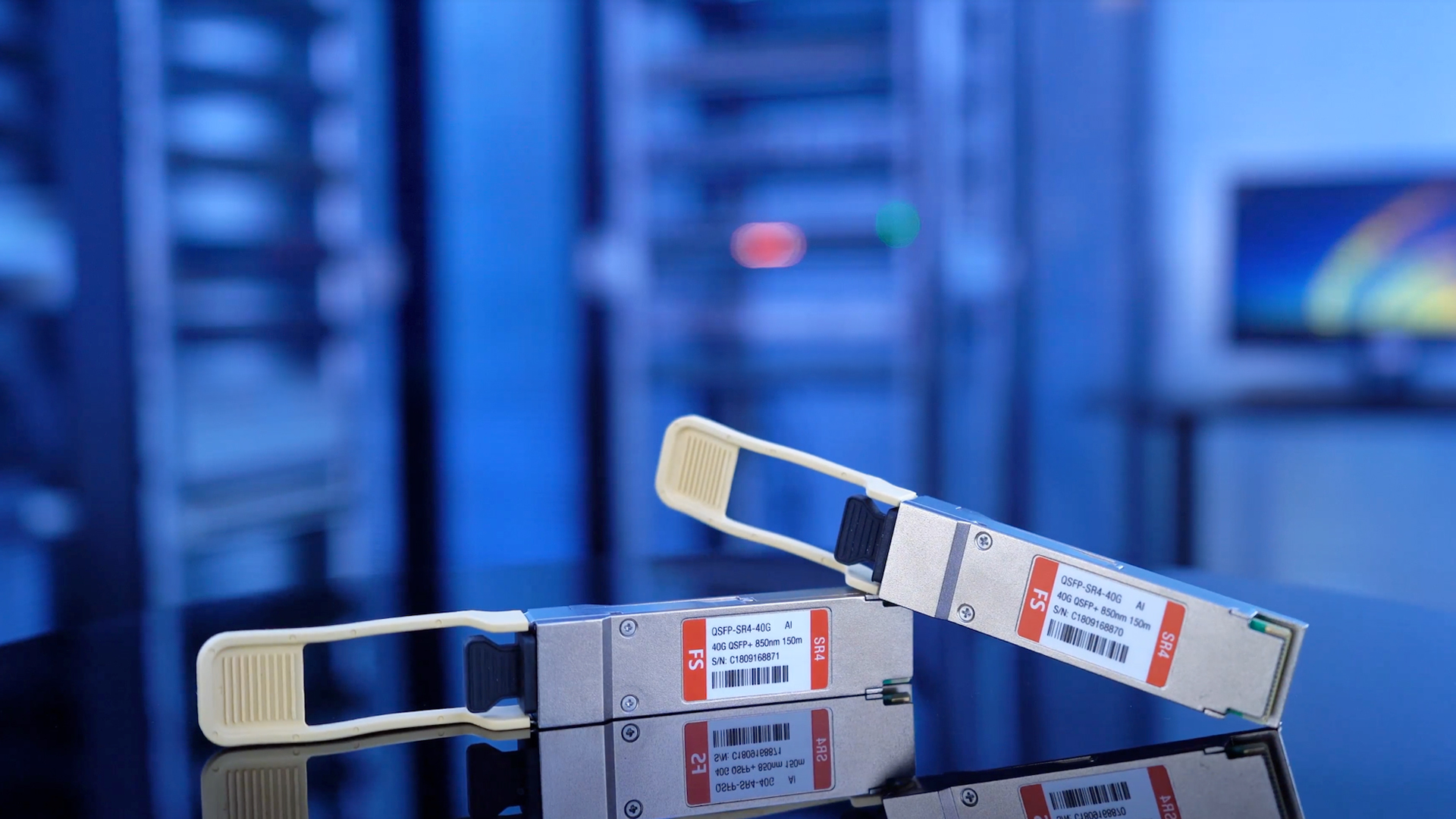 Cisco QSFP-40G-SR4 Compatible 40GBASE-SR4 QSFP+ Transceiver Module - FS