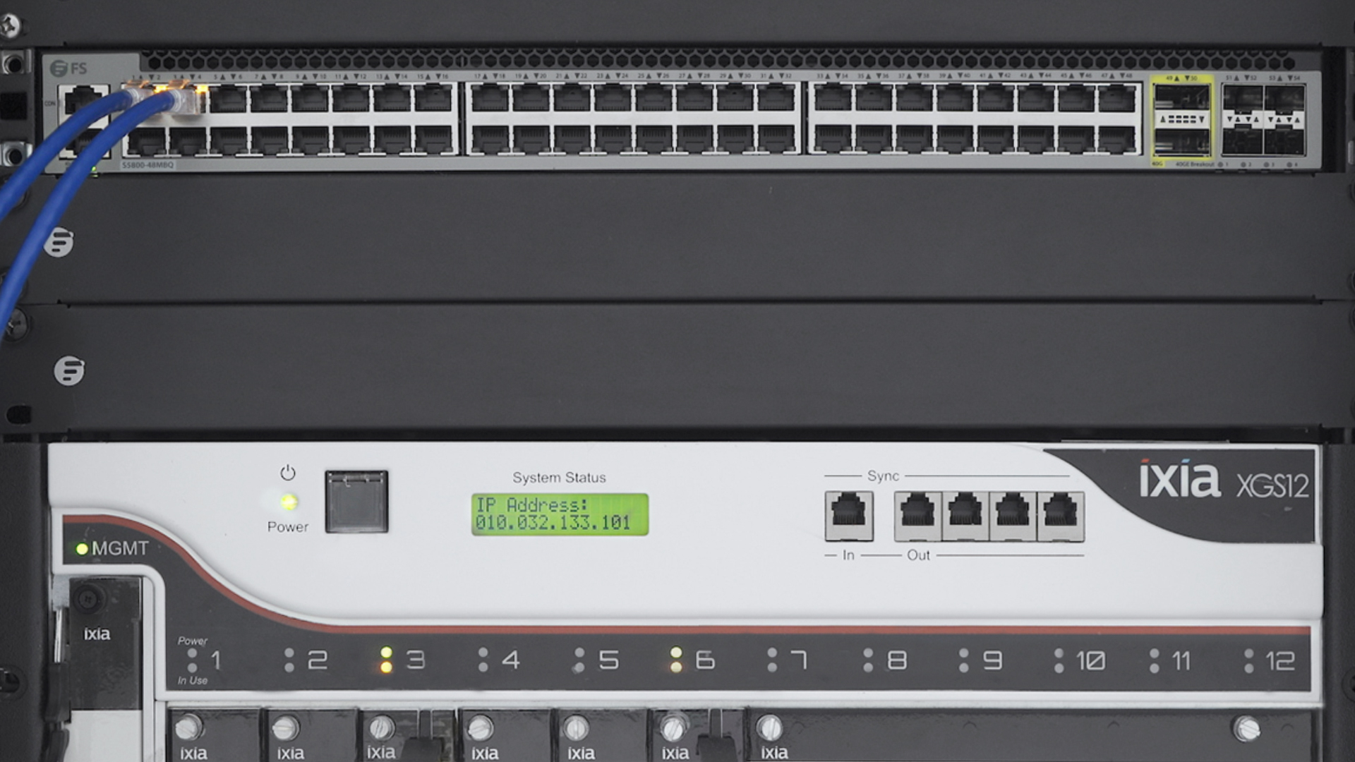 FS 48-Port Multi-Gigabit 2.5GBASE-T Switch - FS