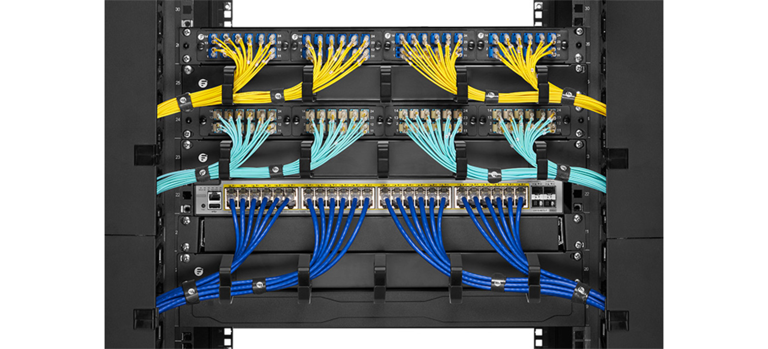 Enhancing Data Center Efficiency with Vertical Cable Management Solutions