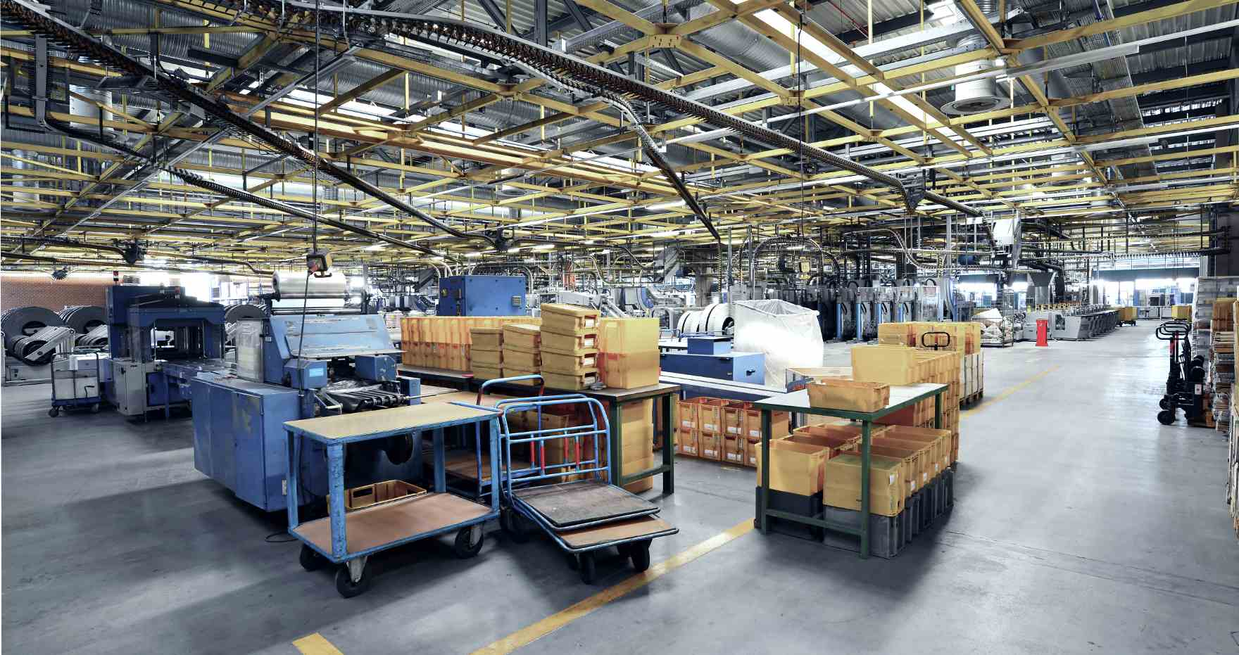 Factory CCTV Camera Guide 2025 | Types, Features & Solutions